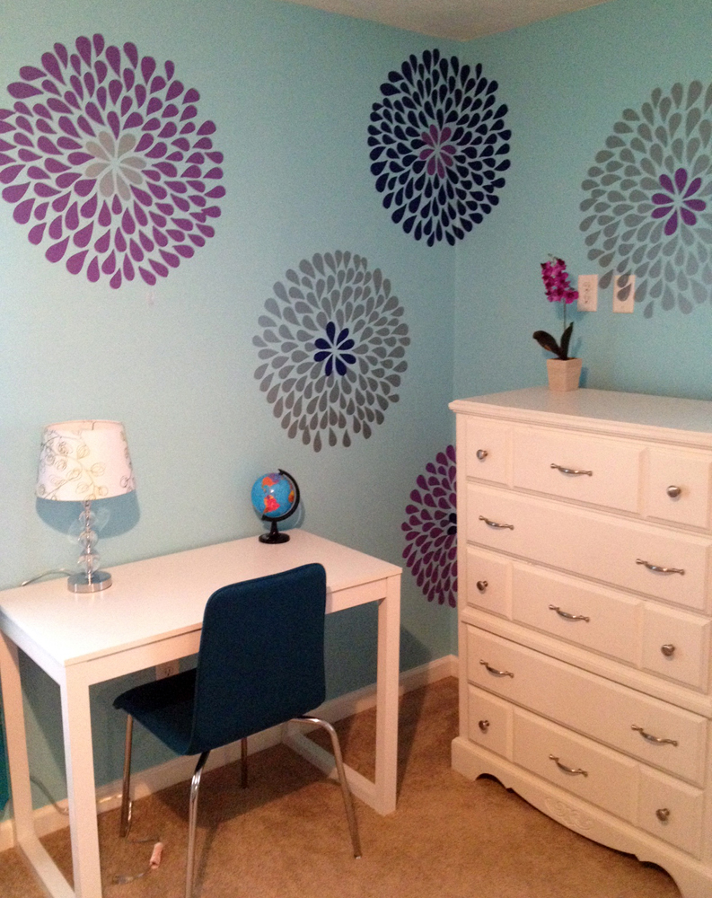 Teardrop Flowers - Beautiful Wall Decals