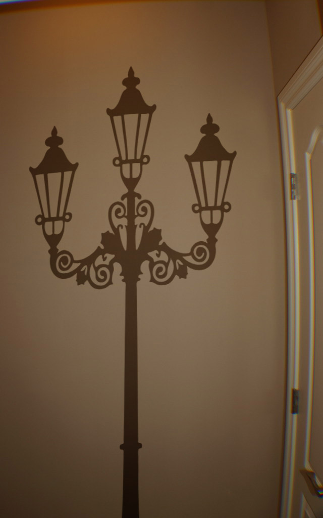 Large Victorian Lamp Post - Beautiful Wall Decals